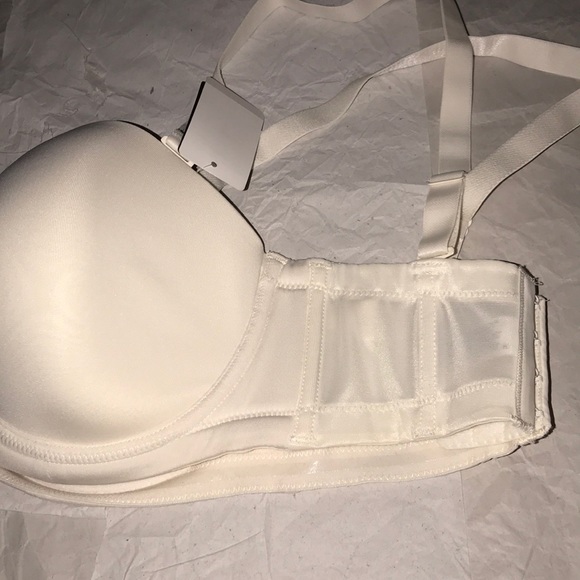 Wacoal | Intimates & Sleepwear | Nwt Wacoal Red Carpet Convertible ...